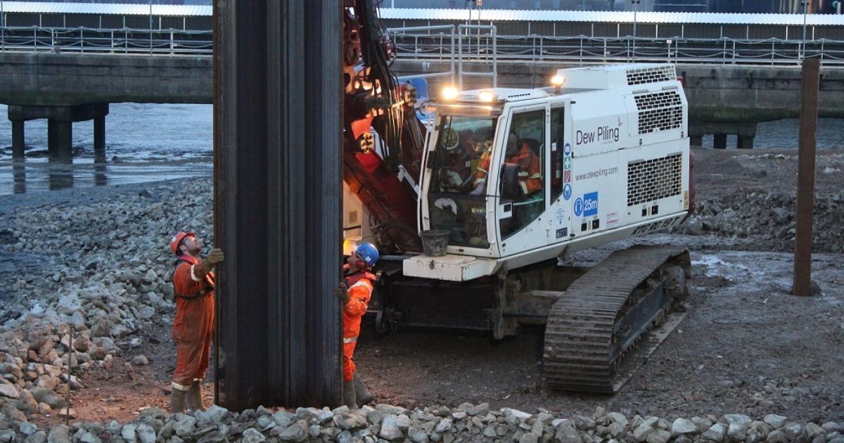 FK Lowry | Dew Piling gets to work at the London Tideway Tunnels – Lee ...